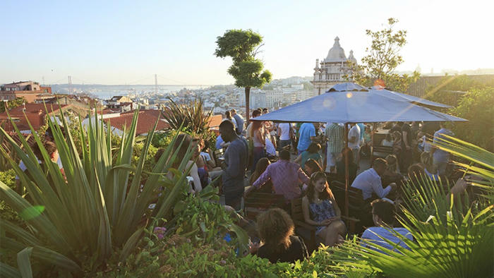 10 Bares Rooftop em Lisboa com Vistas Incríveis - Go2Lisbon - Tours
